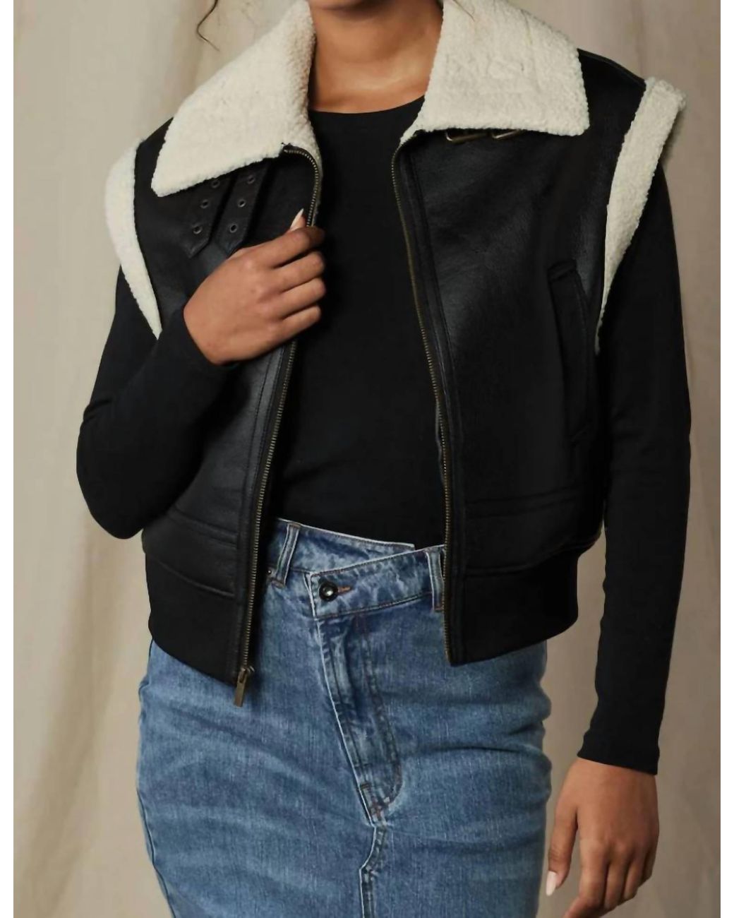 The Normal Brand Adrian Vest in Black | Lyst