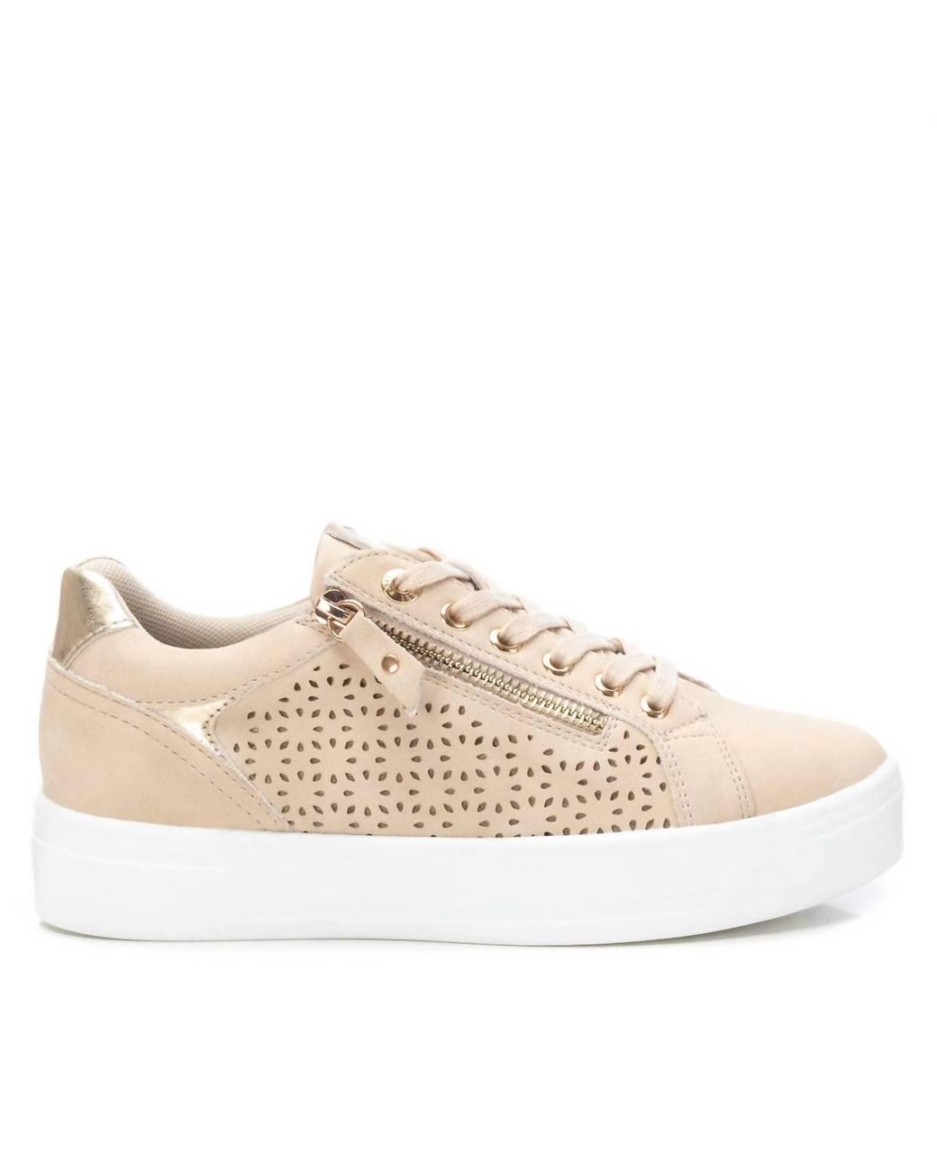 Xti Faux Leather Sneakers in Natural | Lyst