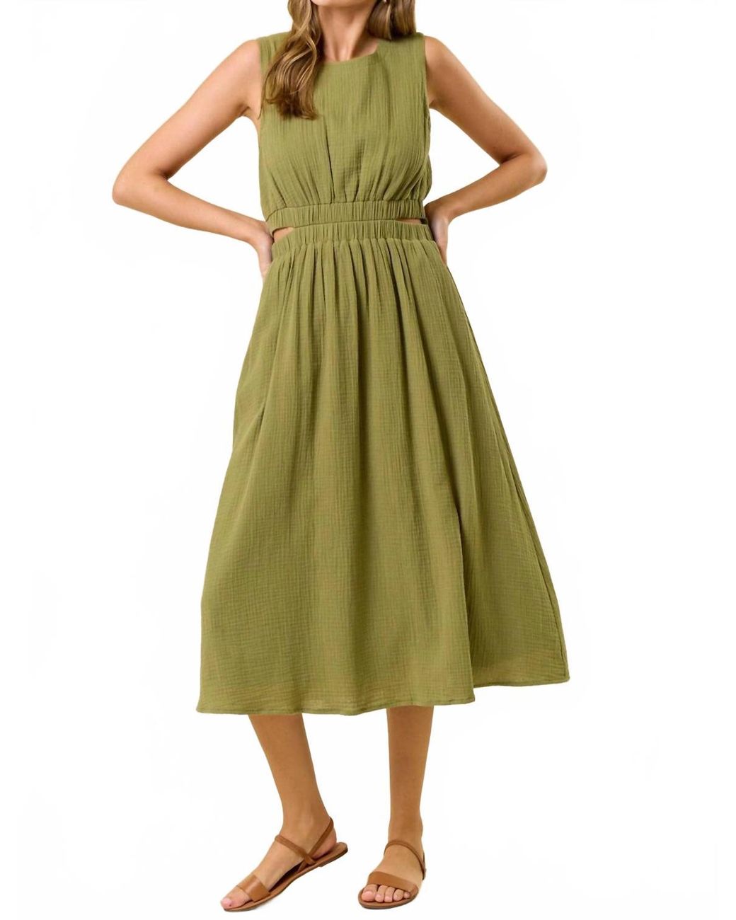 Doe And Rae Cut-Out Waist Midi Dress With Side Pocket in Green | Lyst
