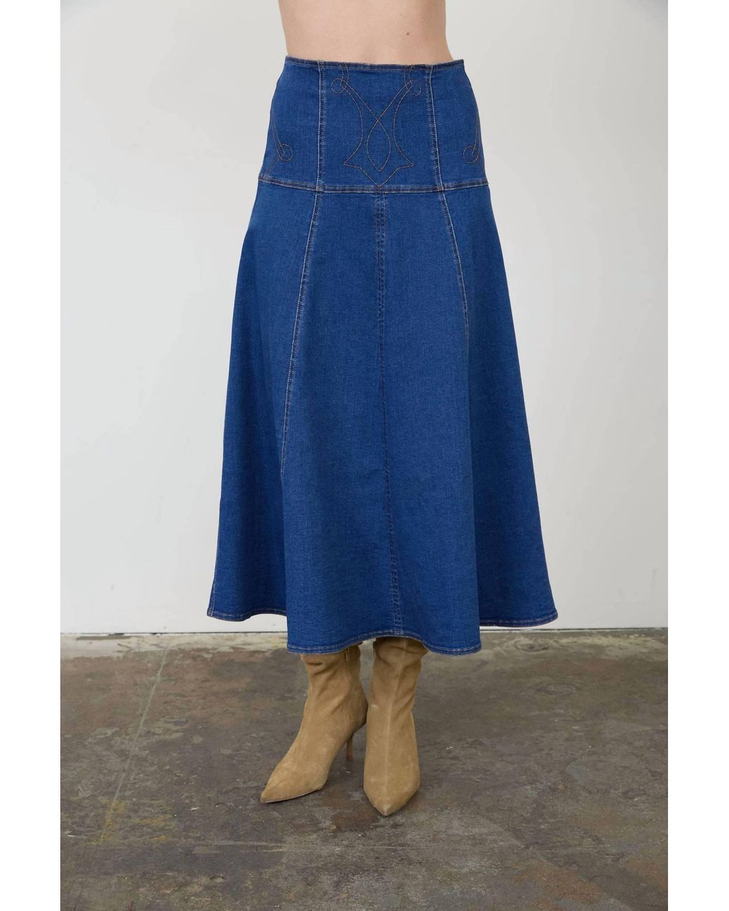 Moon River Embroidered Midi Skirt in Blue | Lyst