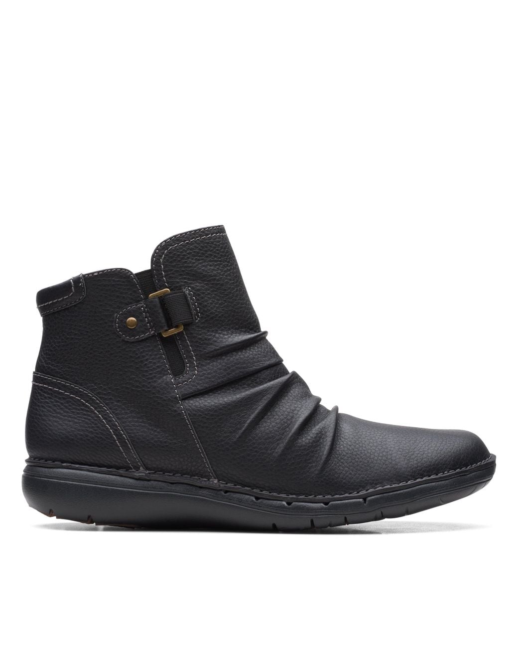Clarks Un Loop Top Chelsea Boot in Black | Lyst