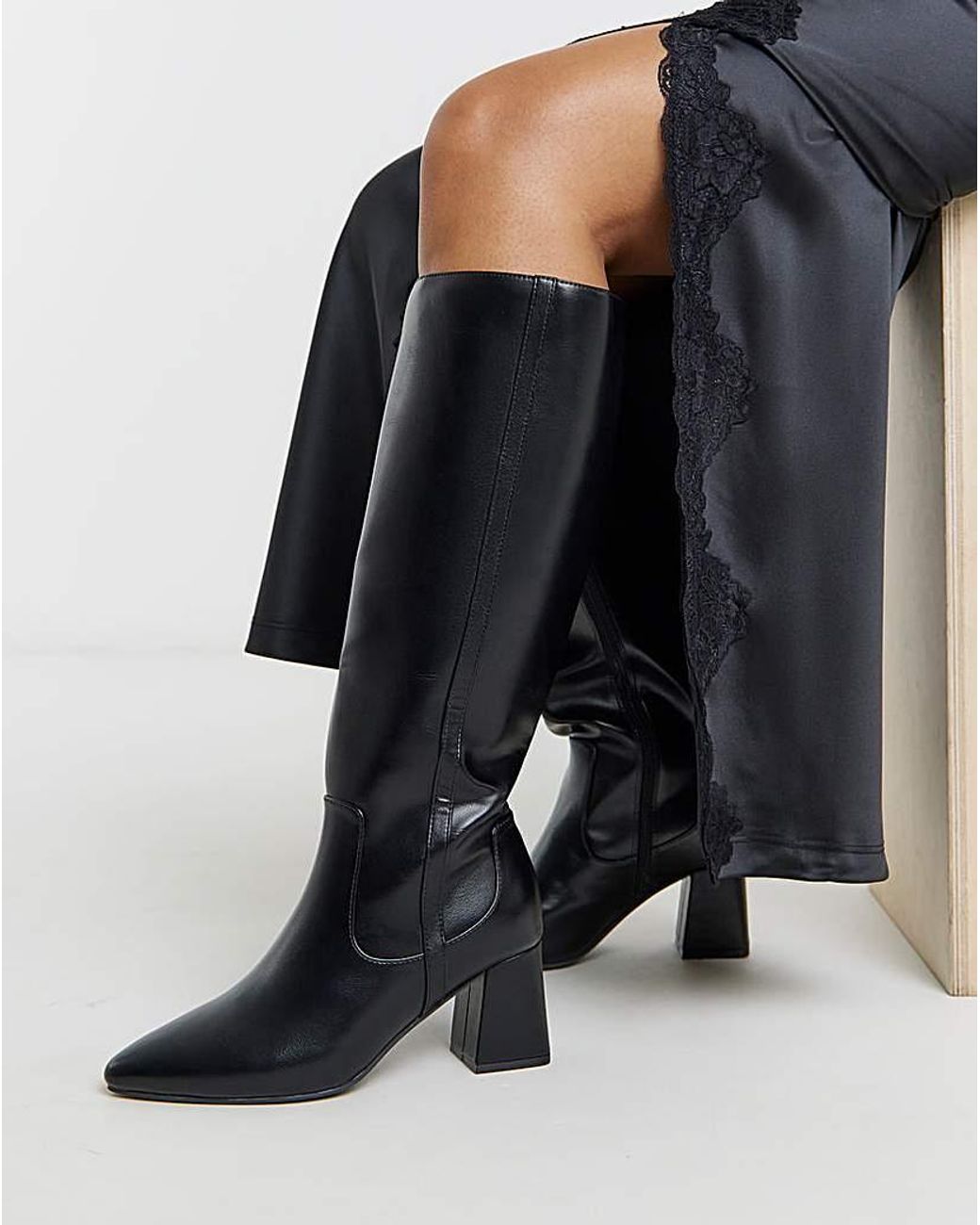 Simply Be Point Knee High Boots Wide C in Black | Lyst UK