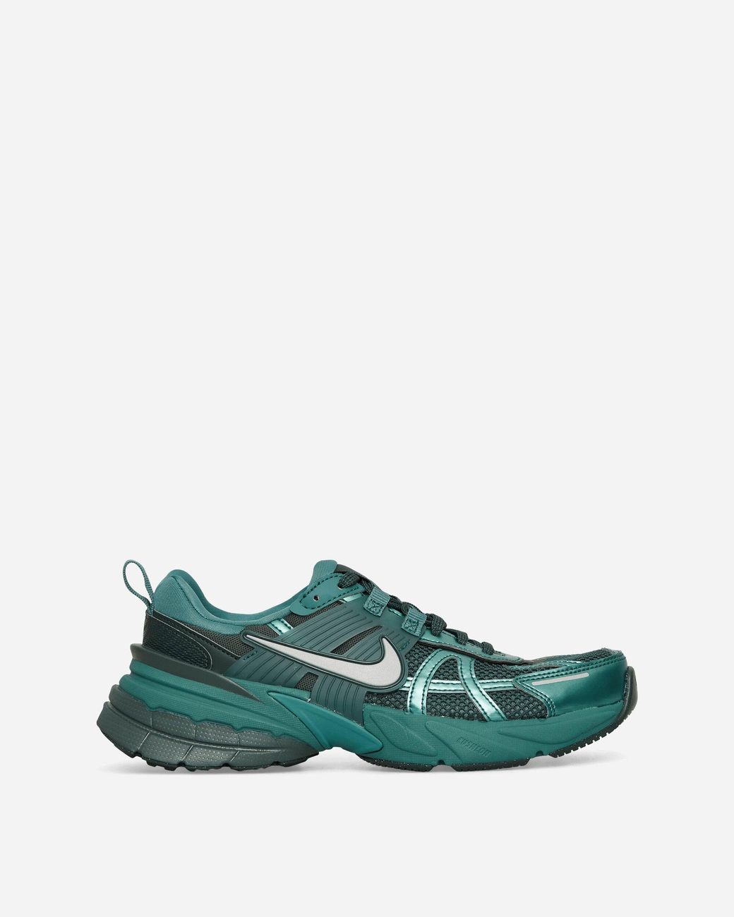 Nike Wmns V2K Run Sneakers Bicoastal / Vintage in Green | Lyst