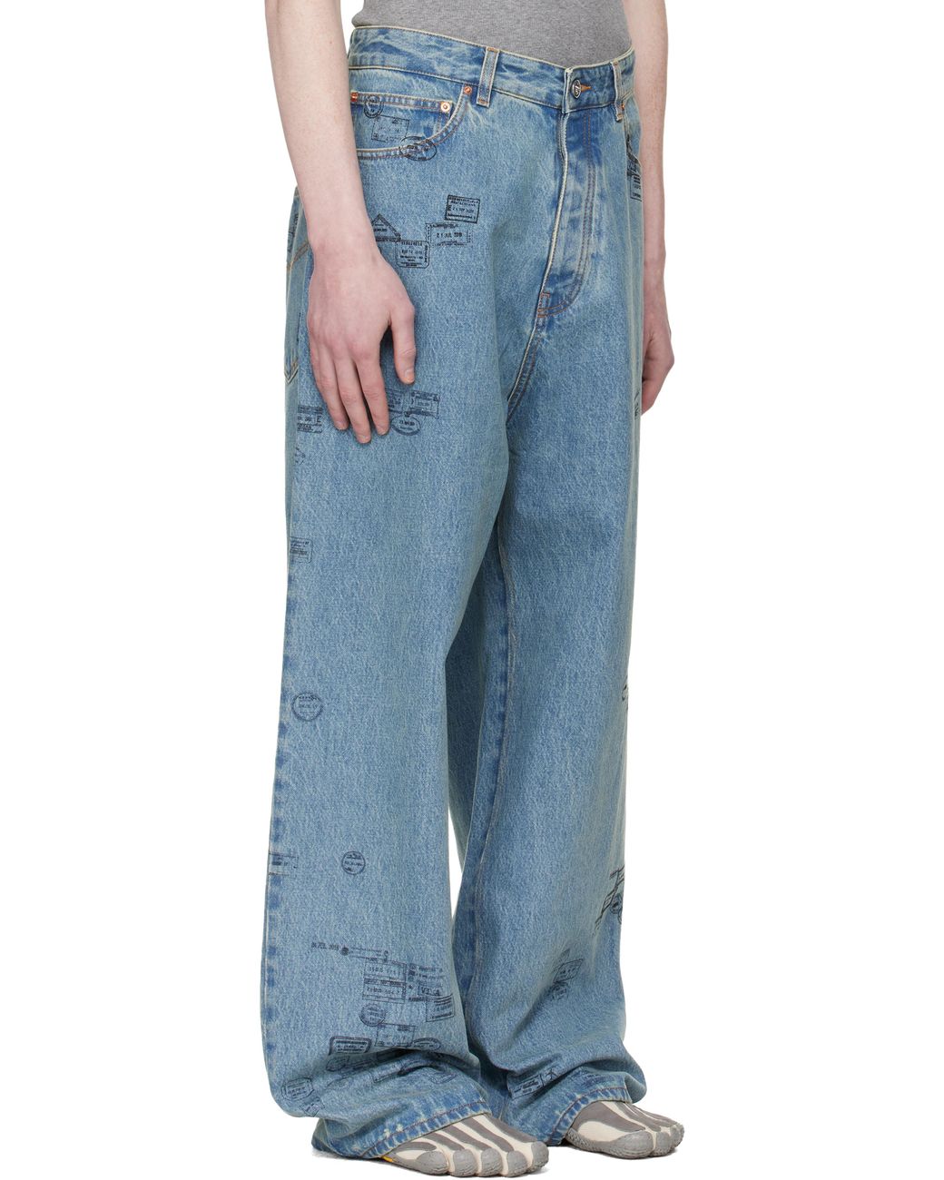 Vetements Passport Stamps Jeans in Blue for Men | Lyst UK