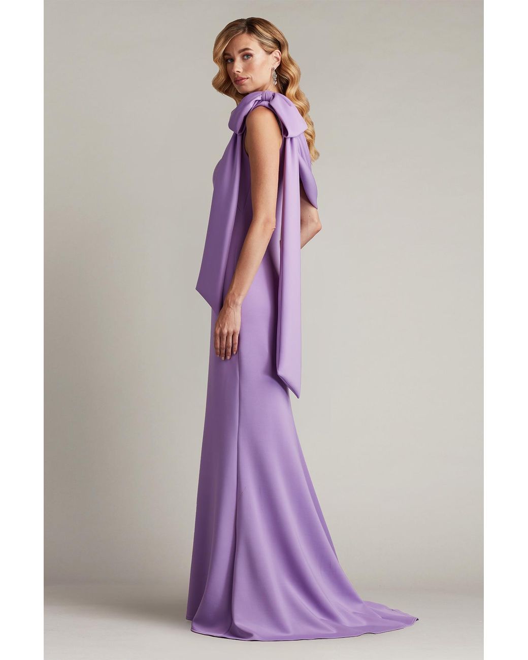 Tadashi Shoji Cassia Bow-Shoulder Crepe Gown-Phaze in Purple | Lyst