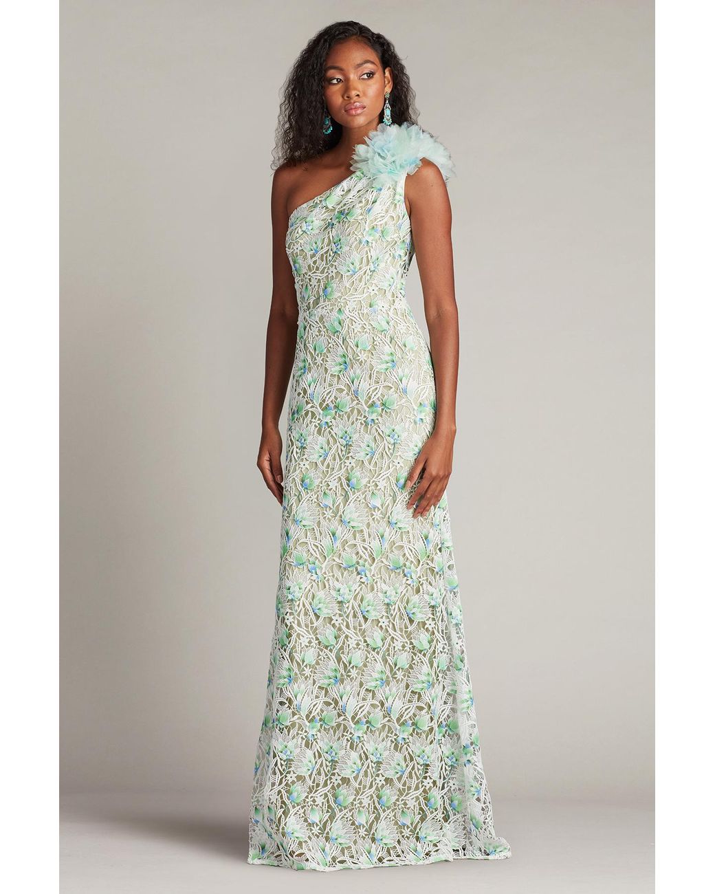 Tadashi Shoji Kahli 3D Floral Embroidered Gown-Waloe in Green | Lyst