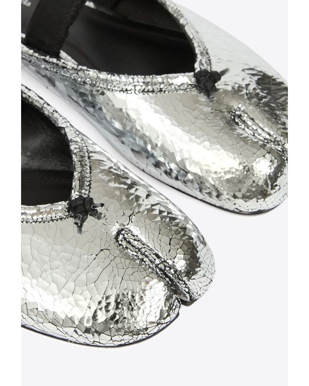 Maison Margiela Tabi Metallic Leather Flat Mules in White | Lyst