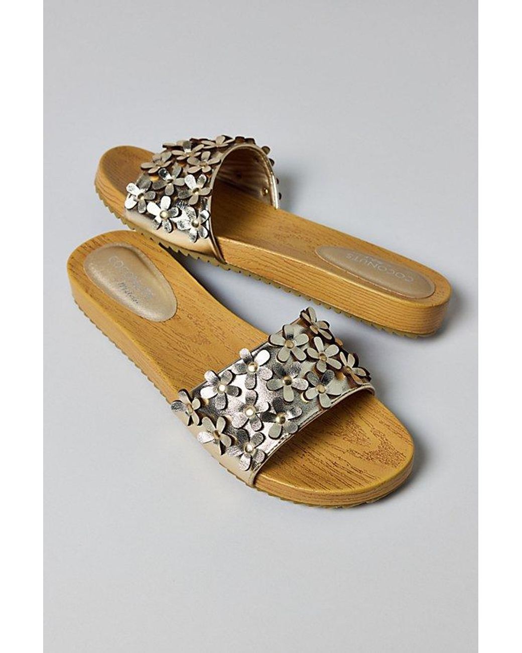 Matisse Footwear Chelsea Wedge Slide Sandal in Metallic | Lyst