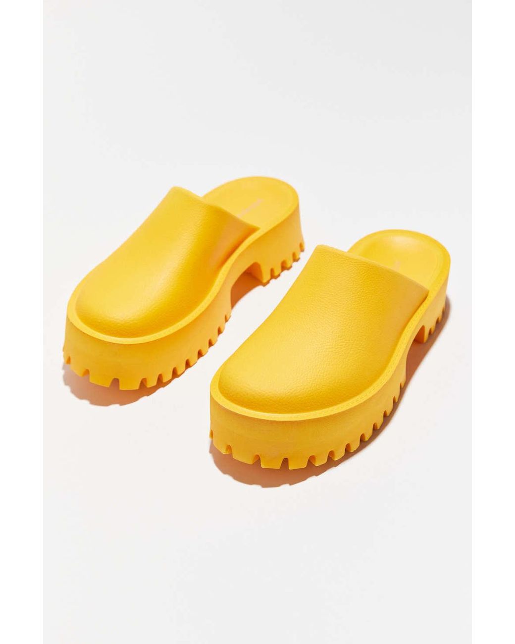 Jeffrey Campbell Slip- On Clogge Platform Mule in Yellow | Lyst