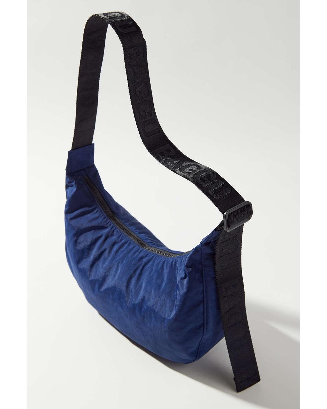 BAGGU Medium Nylon Crescent Bag in Blue | Lyst