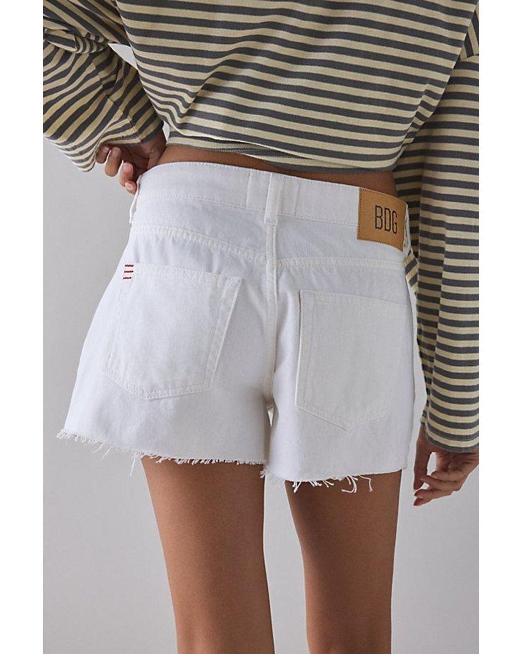BDG Oscar Relaxed Cutoff Denim Mini Shorts in White | Lyst