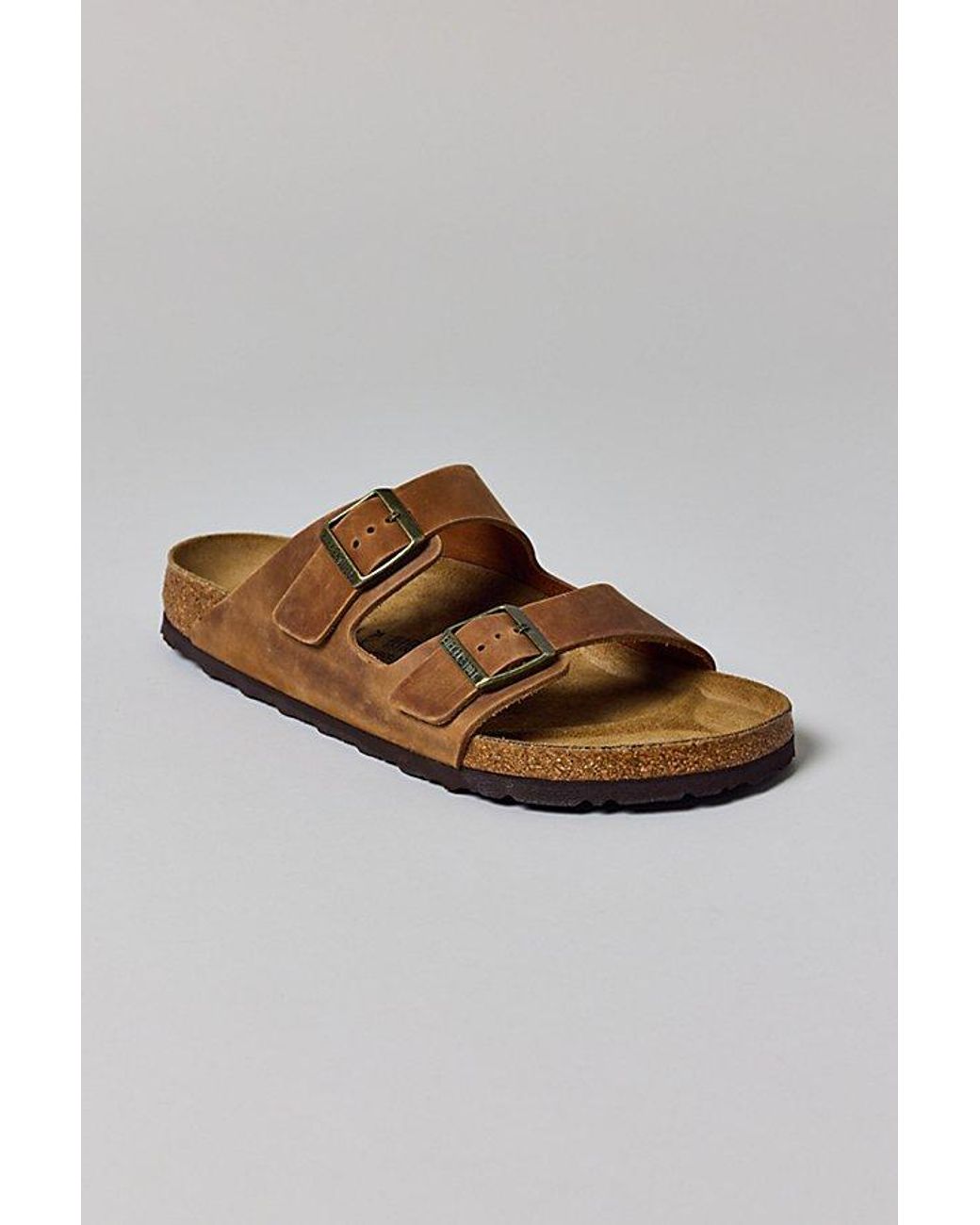 Birkenstock Arizona Oiled Leather Sandals in Brown | Lyst