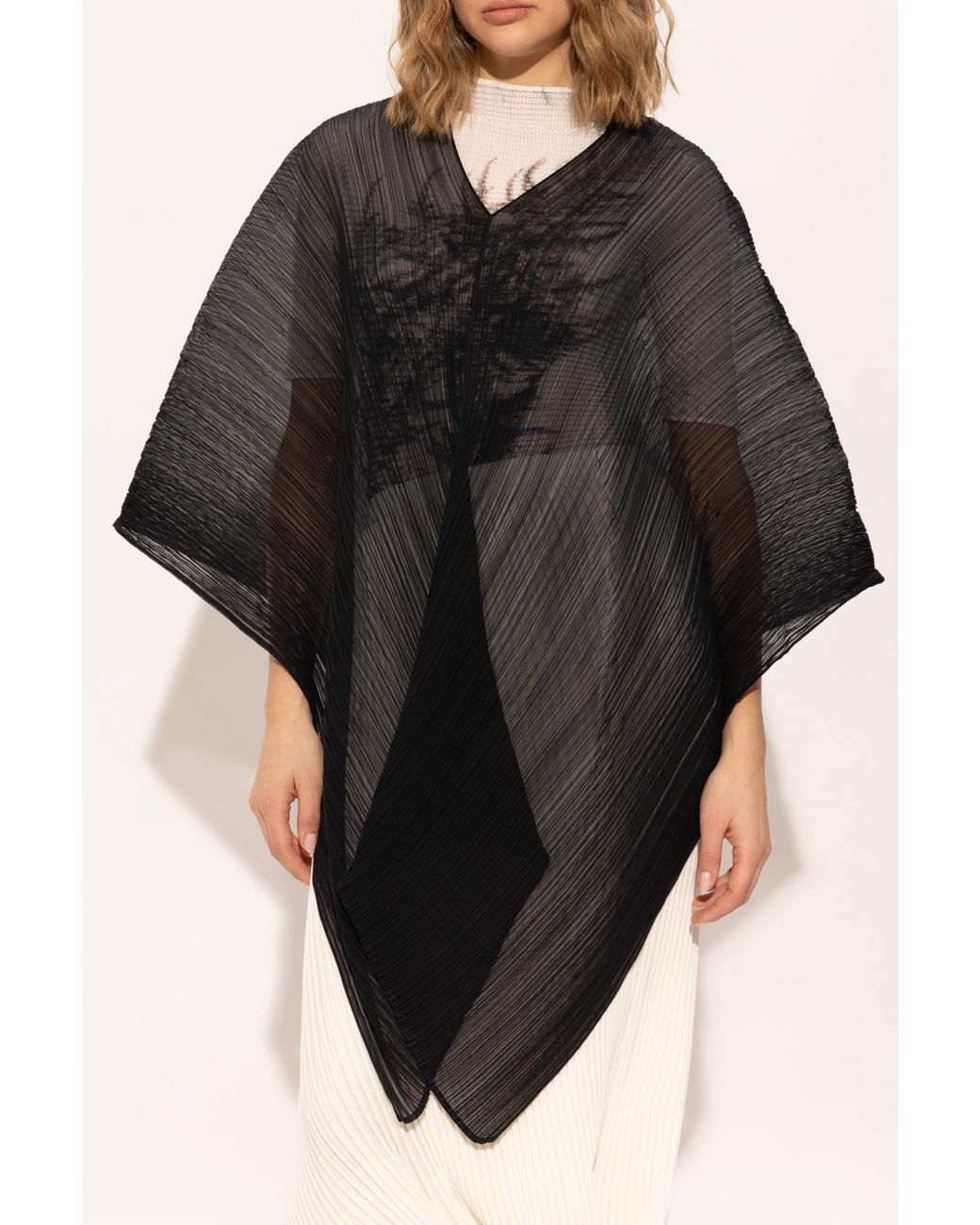 Pleats Please Issey Miyake Pleated Scarf in Black | Lyst