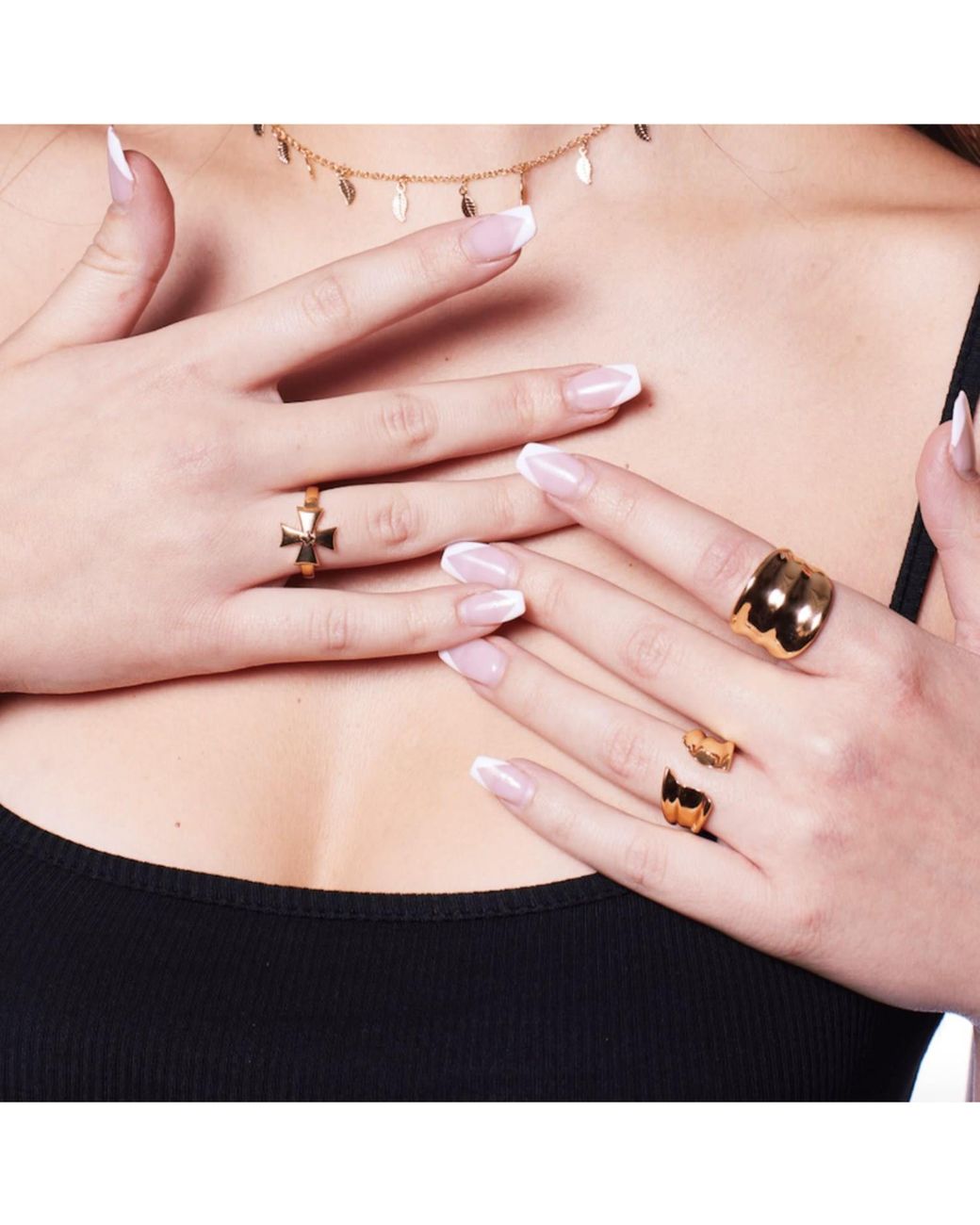 Tami&Tami Leclat Malte Cross Ring in Metallic | Lyst