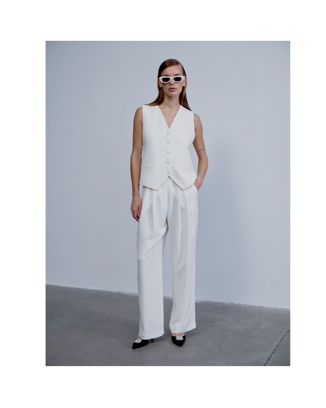 NAZLI CEREN Bea Crepe Vest in White | Lyst