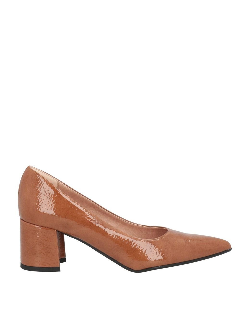Cinzia Soft Camel Pumps Textile Fibers in Brown | Lyst