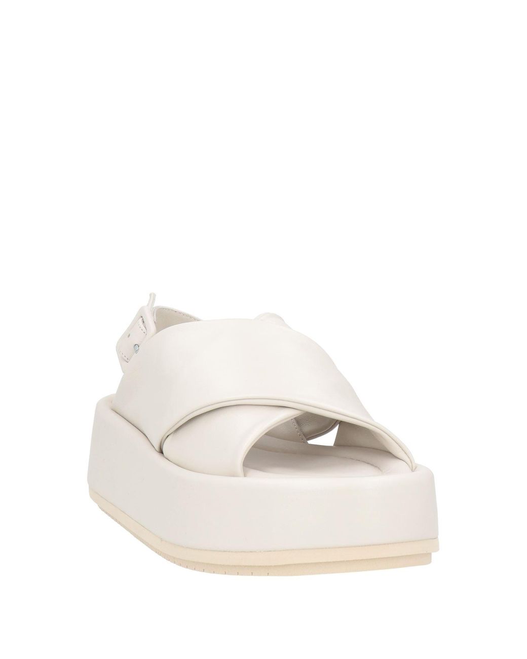 Paloma Barceló Sandals in Natural | Lyst