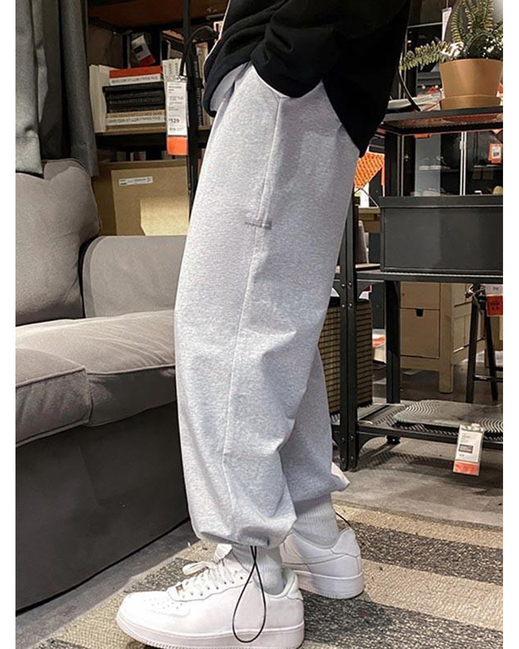 Baggy Sweatpants Outfit