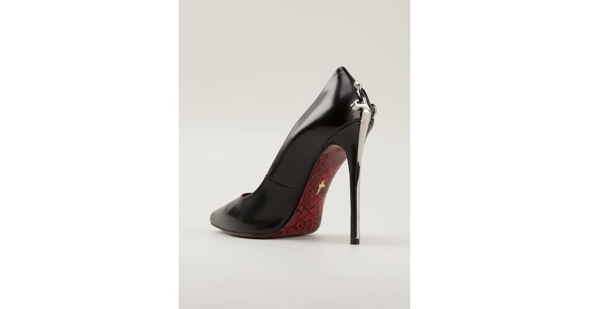 Cesare Paciotti Sharp Dagger Pumps in Black | Lyst