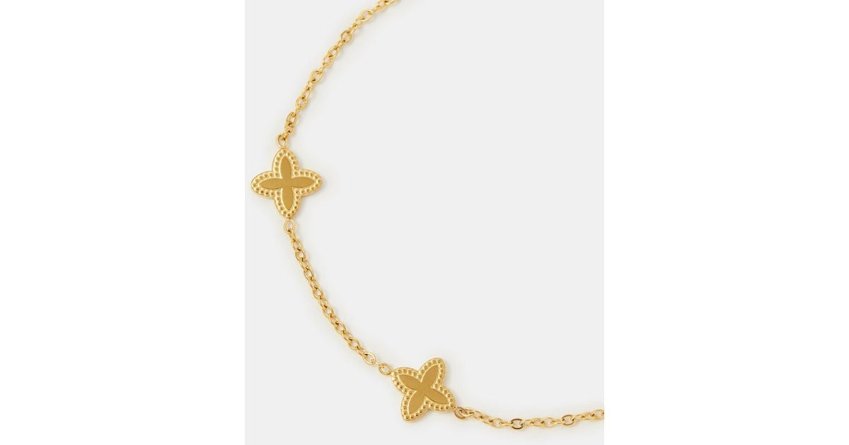 Accessorize Stainless Steel Clover Station Bracelet in Metallic | Lyst UK