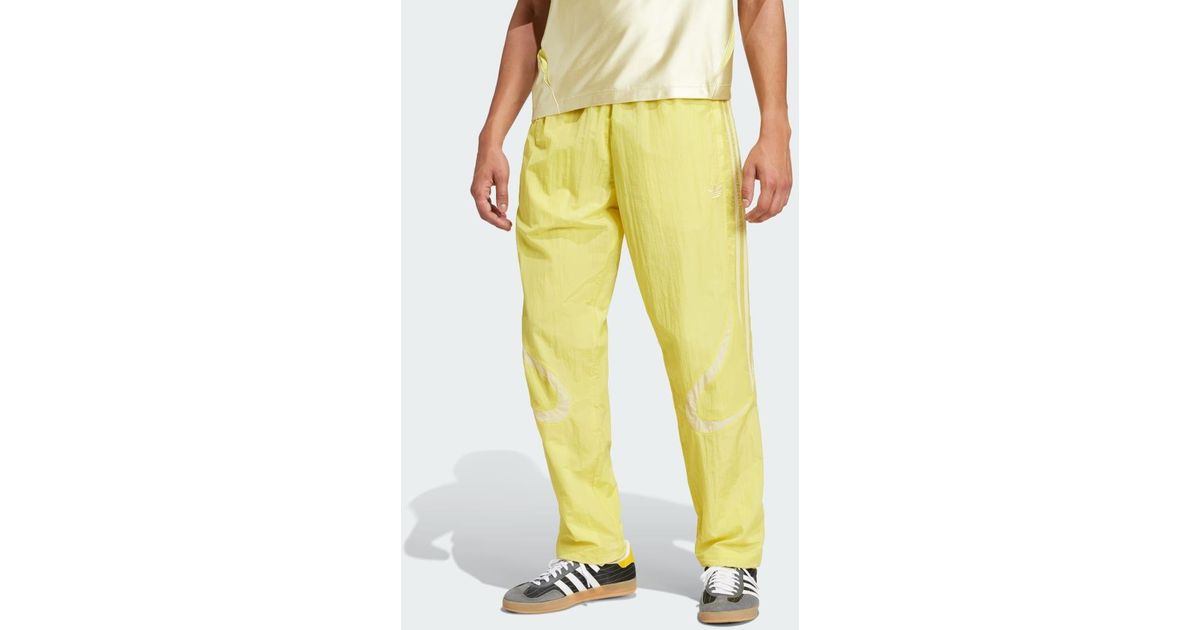 adidas Adicolor 2000S Woven Track Pants in Yellow for Men | Lyst UK