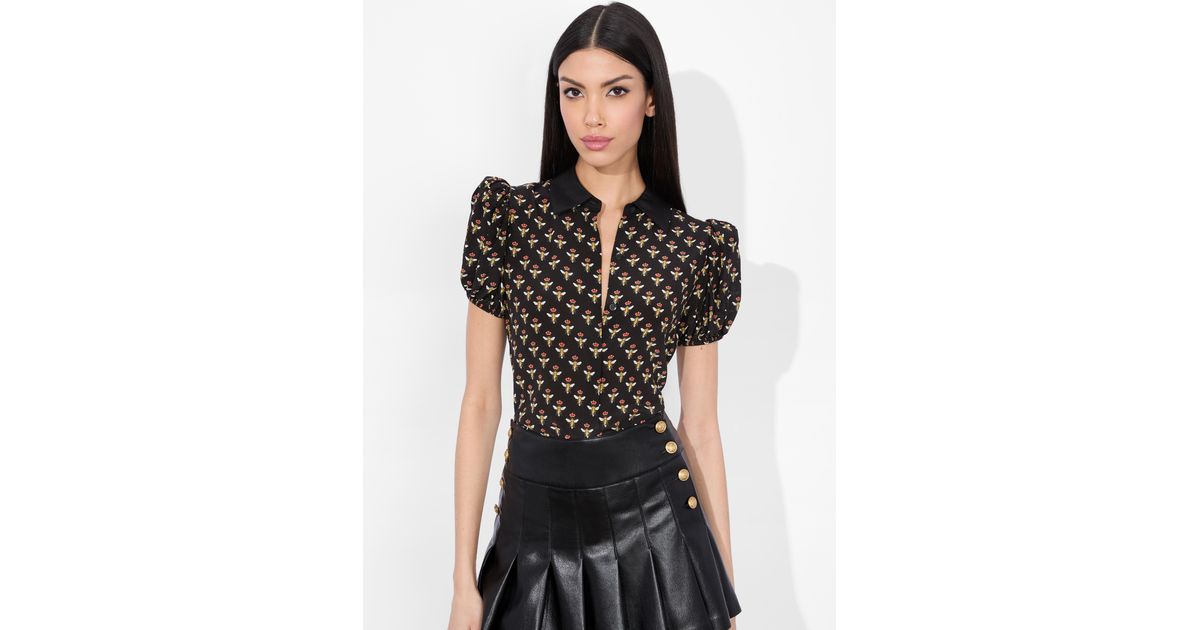 Alice + Olivia Willa Puff Sleeve Satin Blouse in Black | Lyst