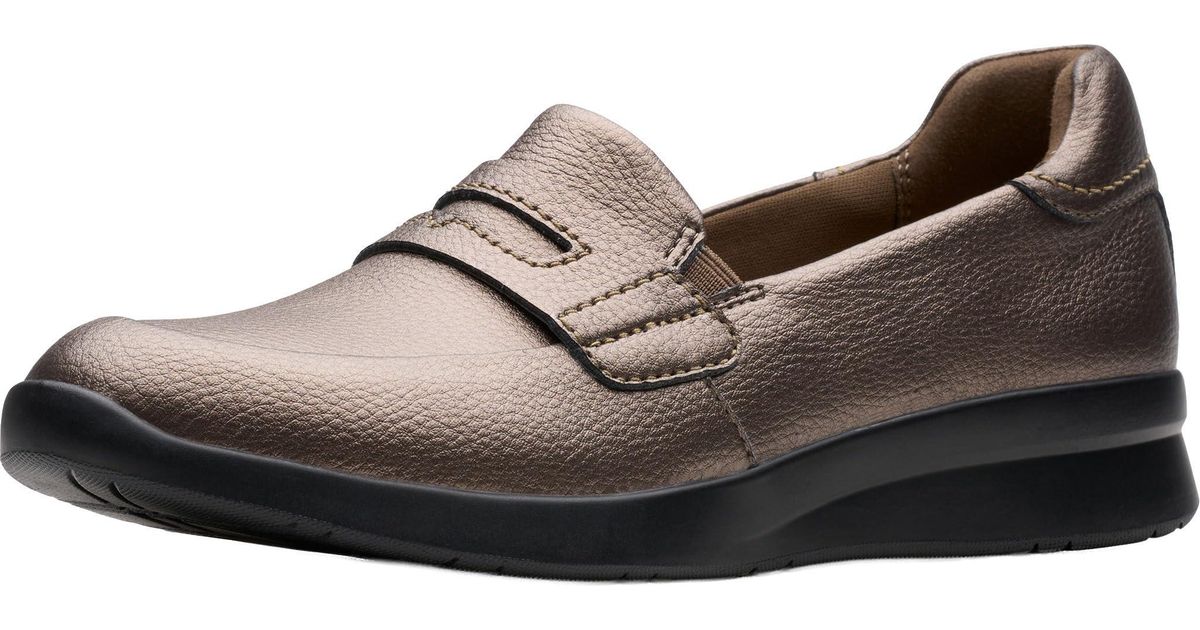 Clarks Ellowyn Penny ( Metallic Leather) Flat Shoes in Brown | Lyst