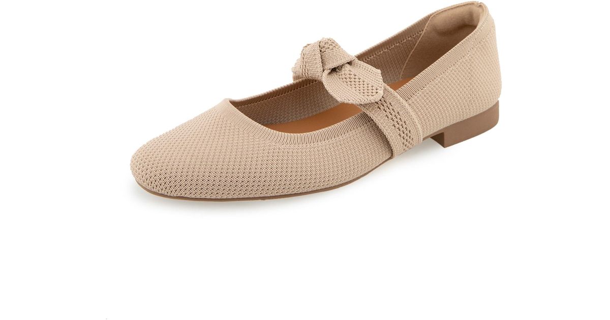 Kensie Ezir Tan in Natural | Lyst