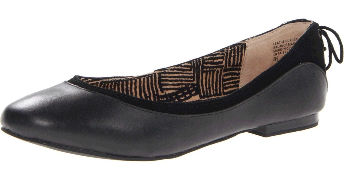 Seychelles Save Face in Black | Lyst