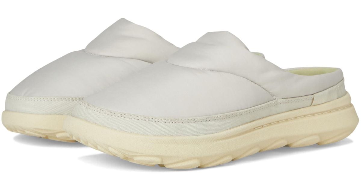 Merrell Hut Moc 2 Quilted Slide Slippers, Synthetic in White | Lyst