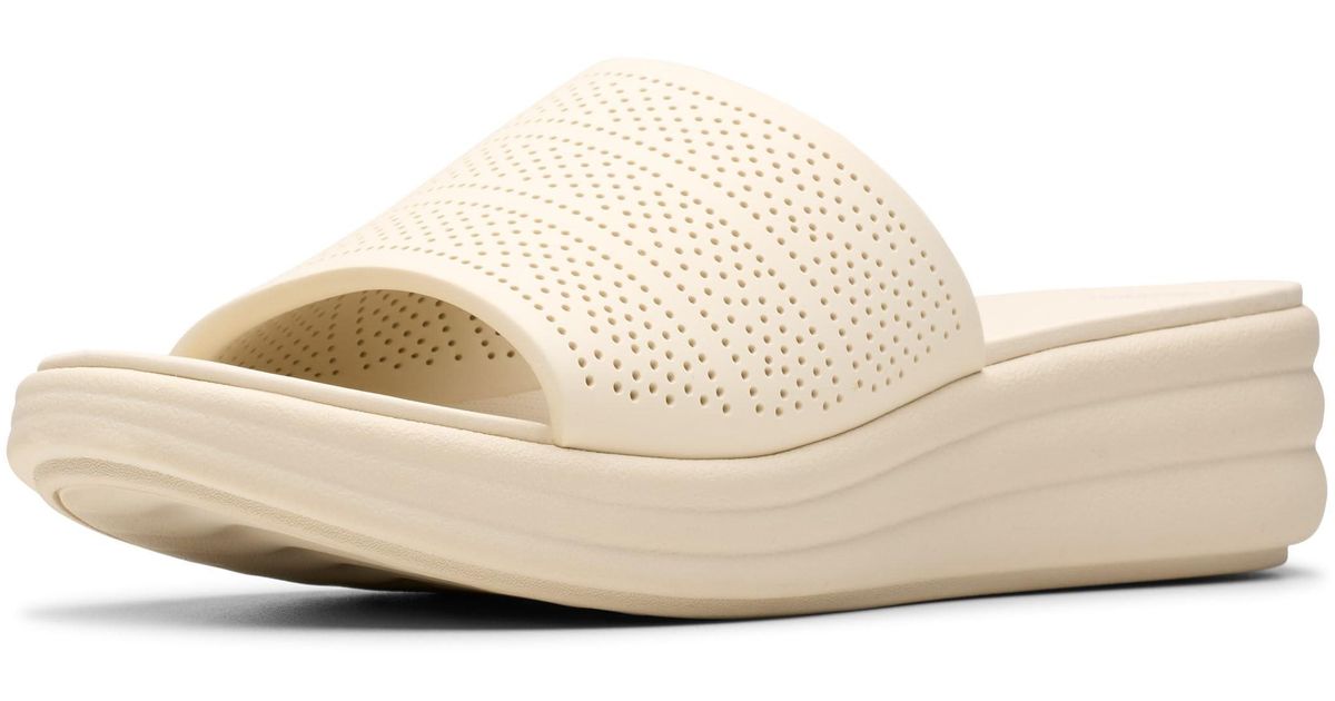Clarks Drift Twist Cream Synthetic 7.5 Medium in Black | Lyst