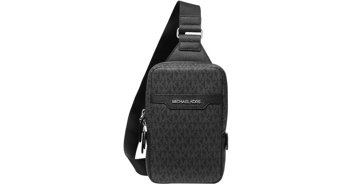 Michael Kors Malone Medium Sling Pack in Black | Lyst