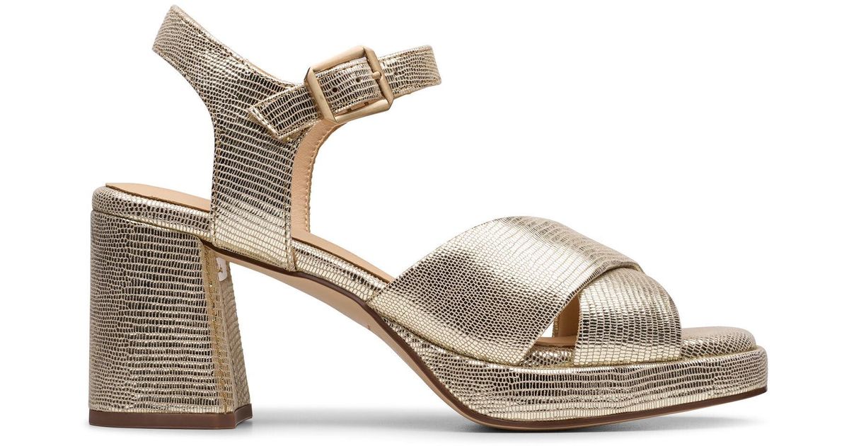 Clarks Ritzy75 Rae Sandalias Planas in Metallic | Lyst UK