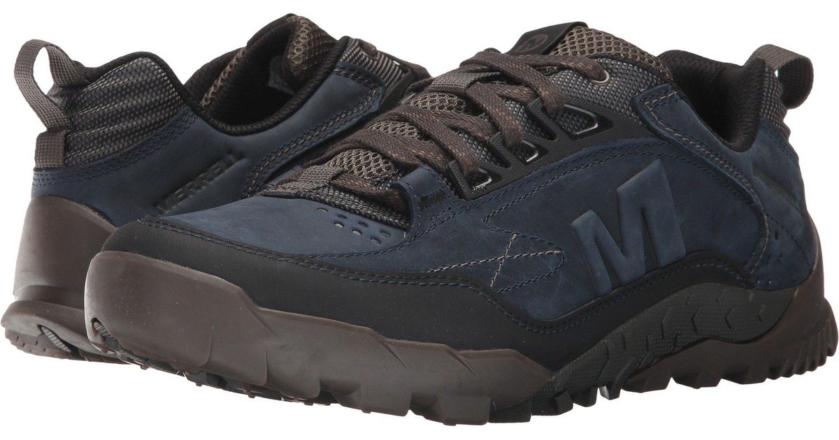 Merrell Annex Trak Low Walking Shoe in Black for Men | Lyst UK