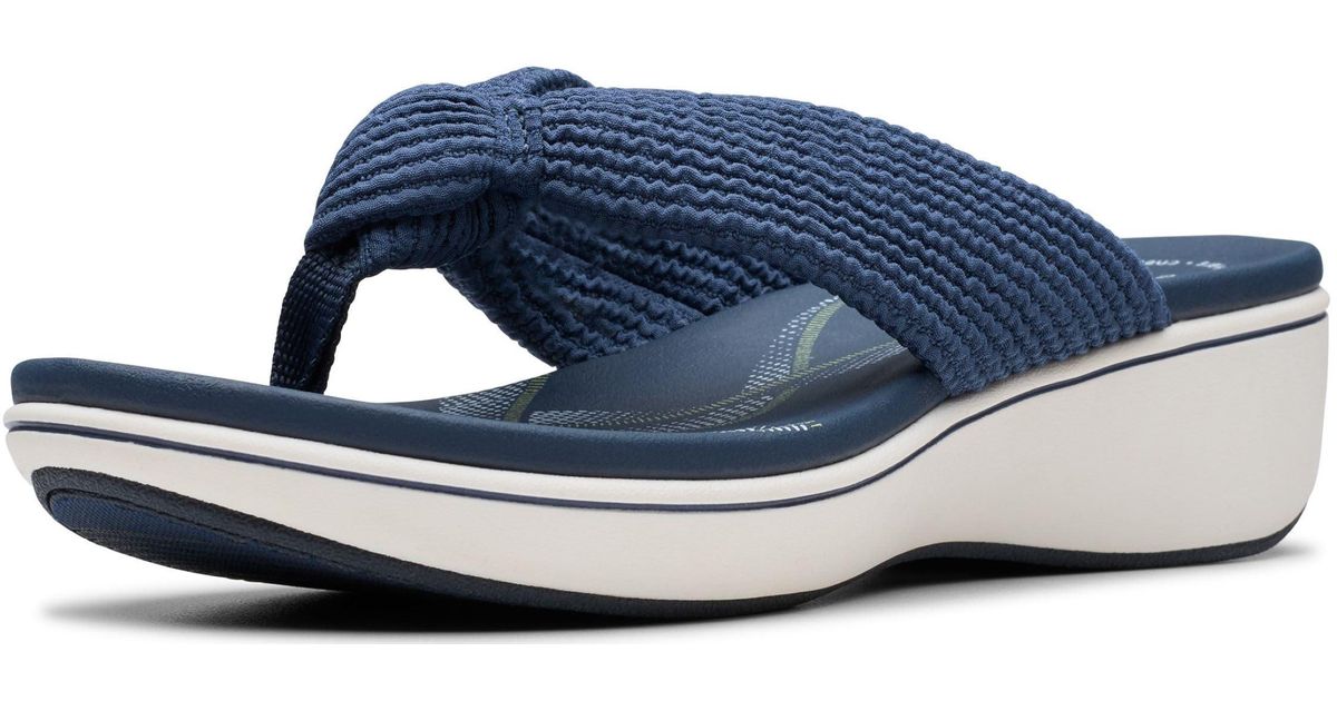 Clarks Breeze Rae Erin Flip-flop in Blue | Lyst