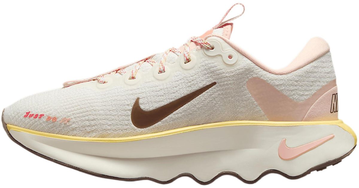 Nike Motiva Wanderschuhe in Weiß | Lyst DE