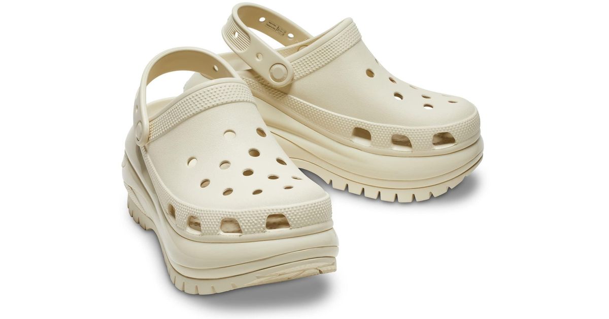 Crocs™ Mega Crush Clog Shoes 4 in Metallic | Lyst UK