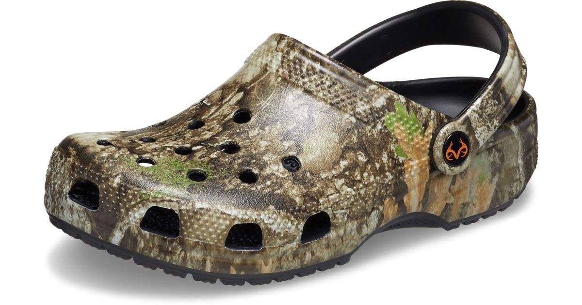 Crocs™ Realtree Apx Classic Clog Multi Size 9 Uk / 10 Uk in Black | Lyst UK