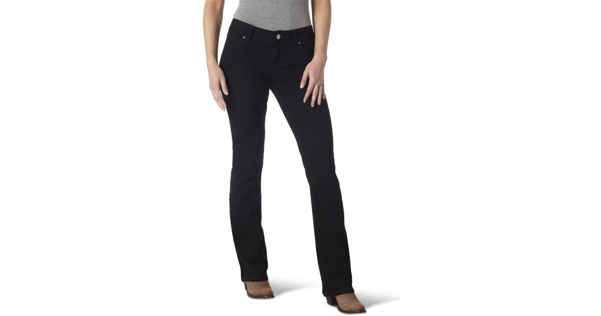 Wrangler Womenswestern Mid Rise Stretch Boot Cut Jean in Black | Lyst UK