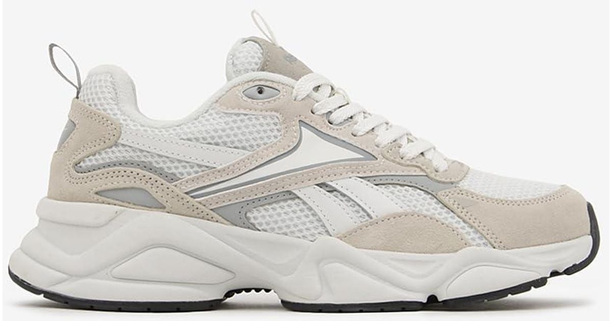 Reebok Charge Run Trainers in White for Men | Lyst UK