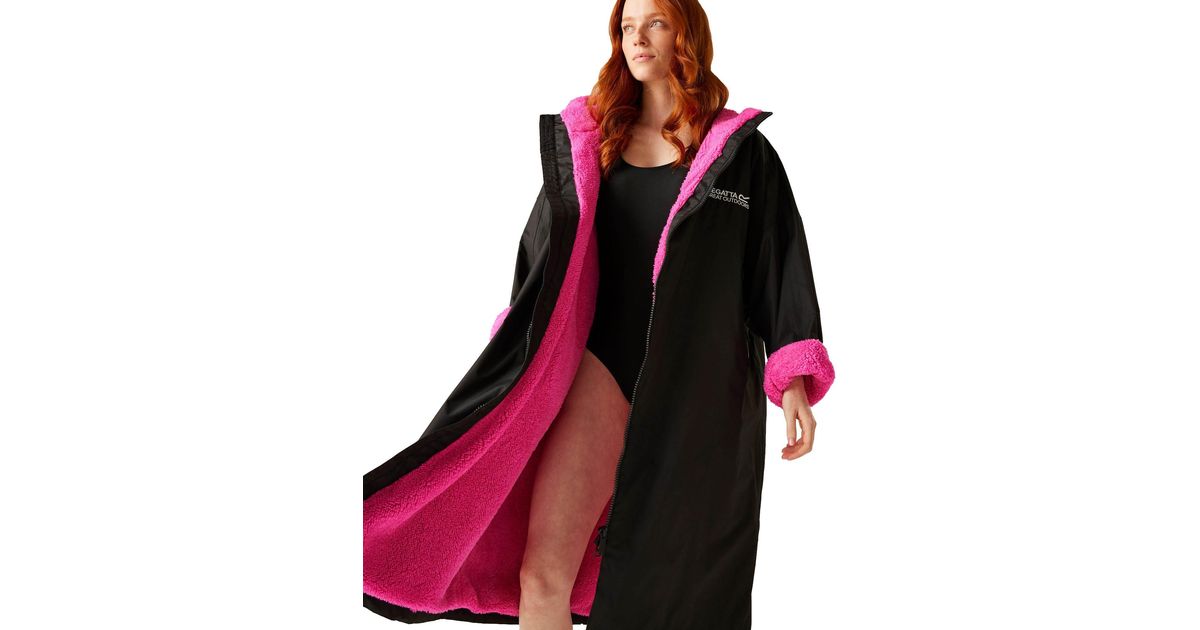 Regatta Adult Waterproof Changing Robe in Red | Lyst UK