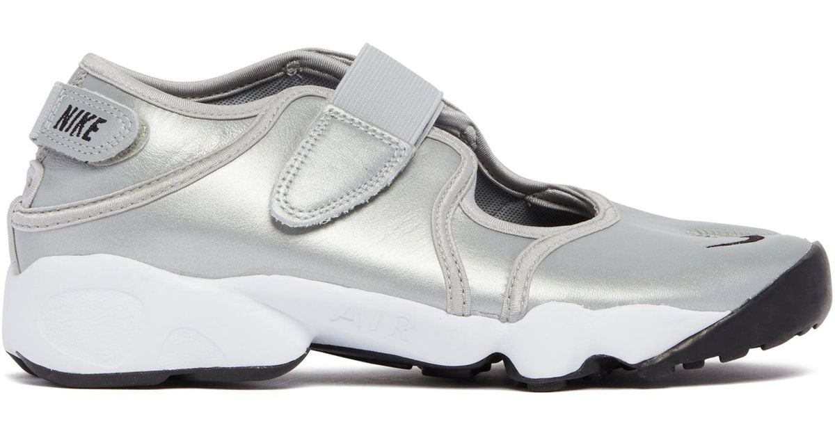Nike Air Rift Sneakers in White | Lyst UK