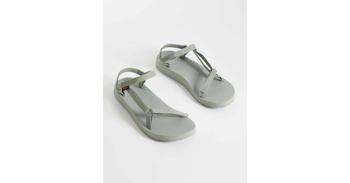Teva Original Universal Slim Sandals in Grey | Lyst UK