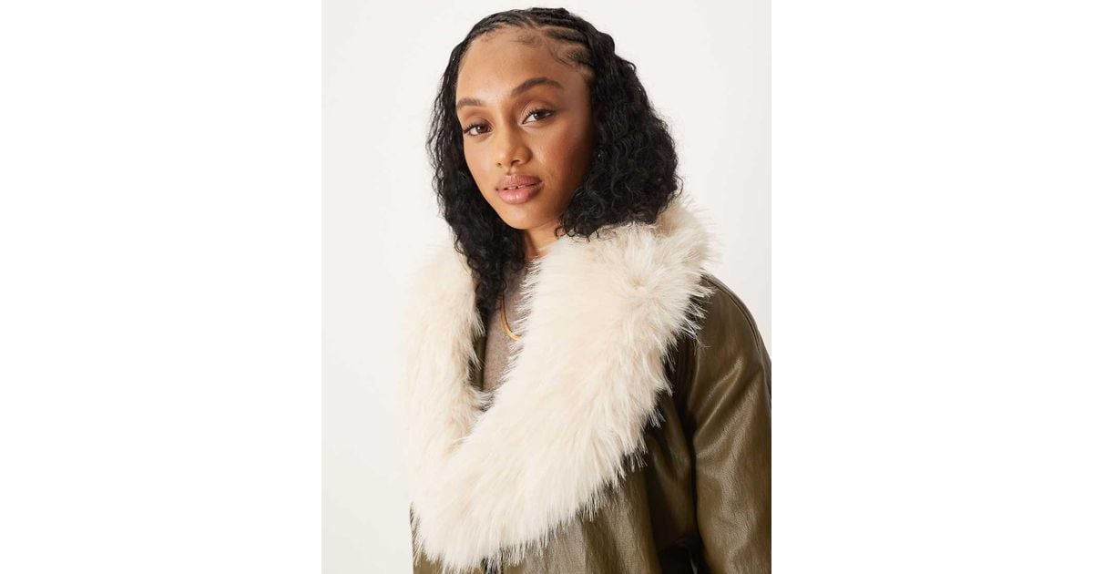 ASOS Faux Fur Short Collar in White | Lyst UK