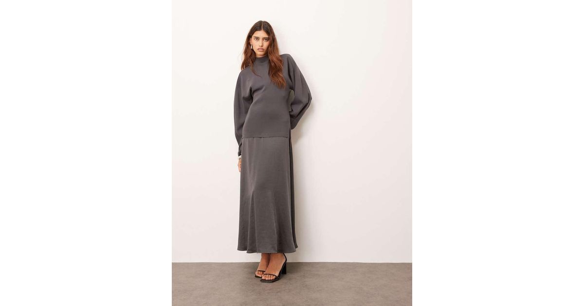 ARRANGE Hybrid Knit Mix Sculpted Sleeve Maxi Dress in Grey | Lyst UK
