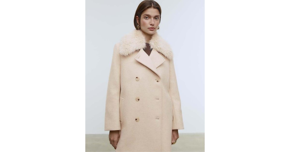 Stradivarius Coat With Faux Fur Collar With Felt Texture in Natural ...