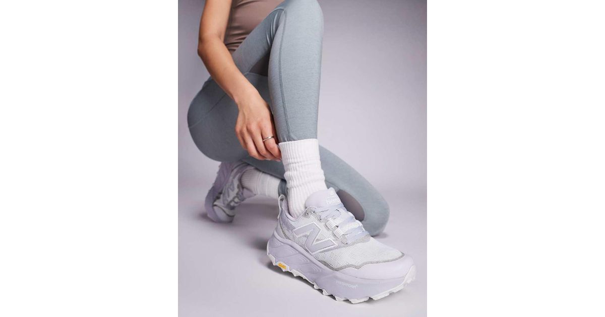 New Balance Hierro Running Trail Trainers in Grey | Lyst UK