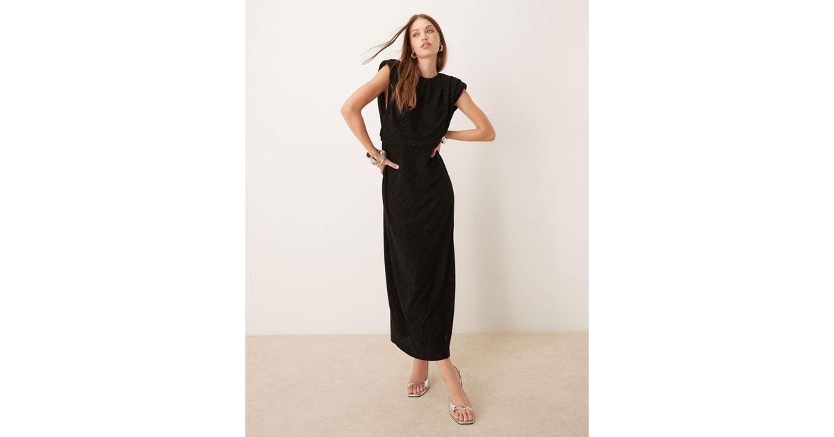 Vila Reversible Maxi Dress With Padded Shoulders in Black | Lyst