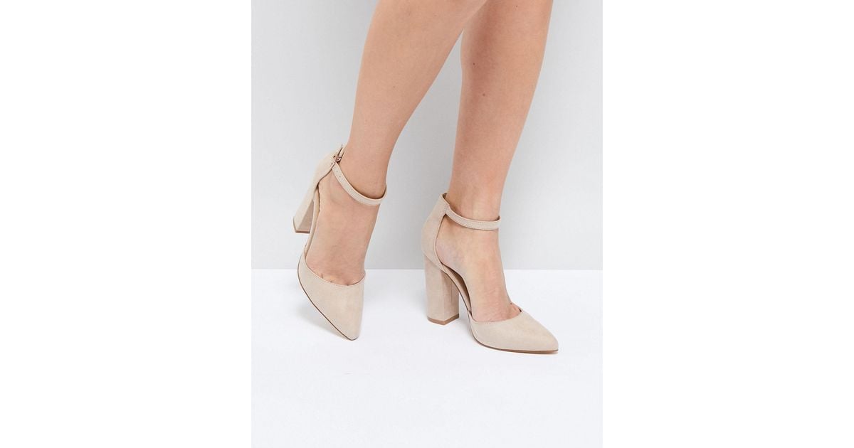 Truffle Collection Pointed Block Heels in Natural | Lyst