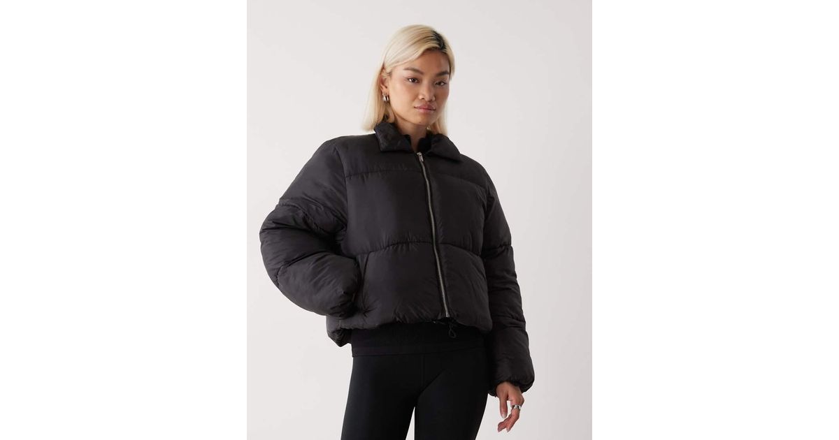 Monki Cropped Puffer Jacket With Collar Detail in Black | Lyst UK